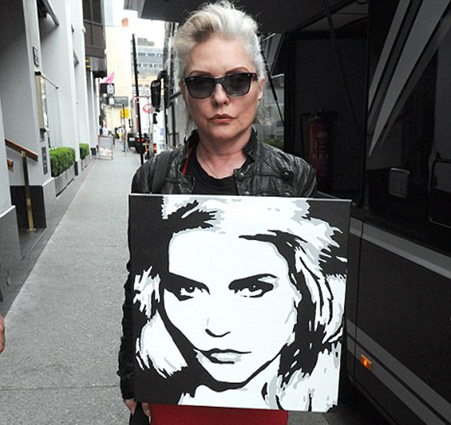 Blondie star Debbie Harry recreates her classic pout as fan presents ...